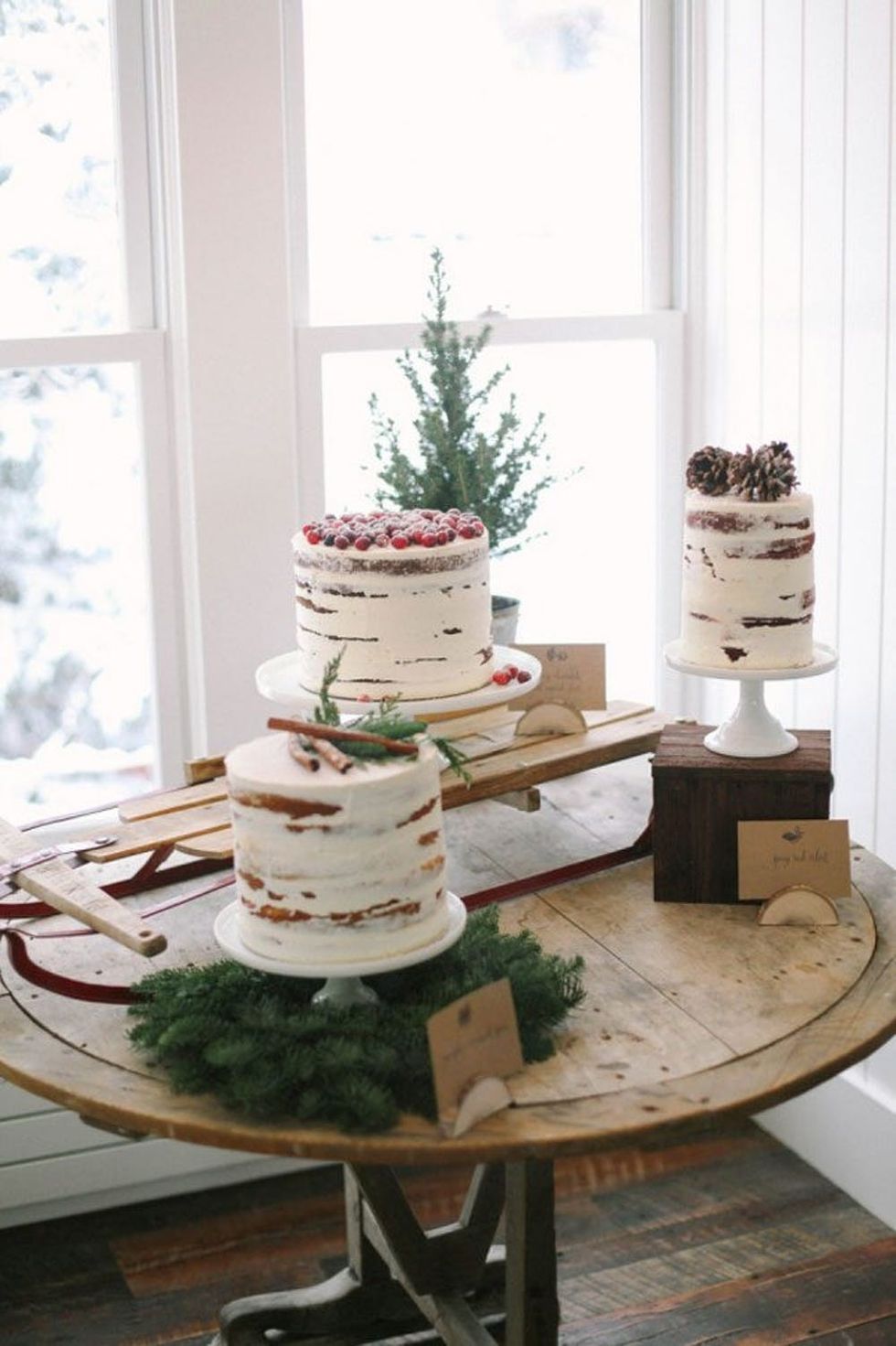 14 of the Prettiest Winter Wedding Desserts EVER - Brit + Co